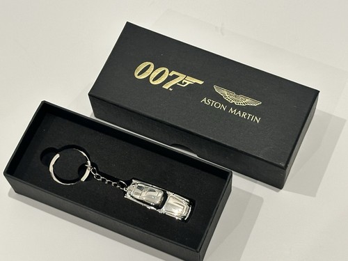 RARE 007 JAMES BOND Aston Martin DB5 Keychain Keyring Silver *BRAND NEW ...
