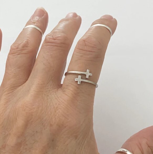 Solid Metal Adjustable Sideway Double Cross Toe Ring BLACK FRIDAY GIFT ...