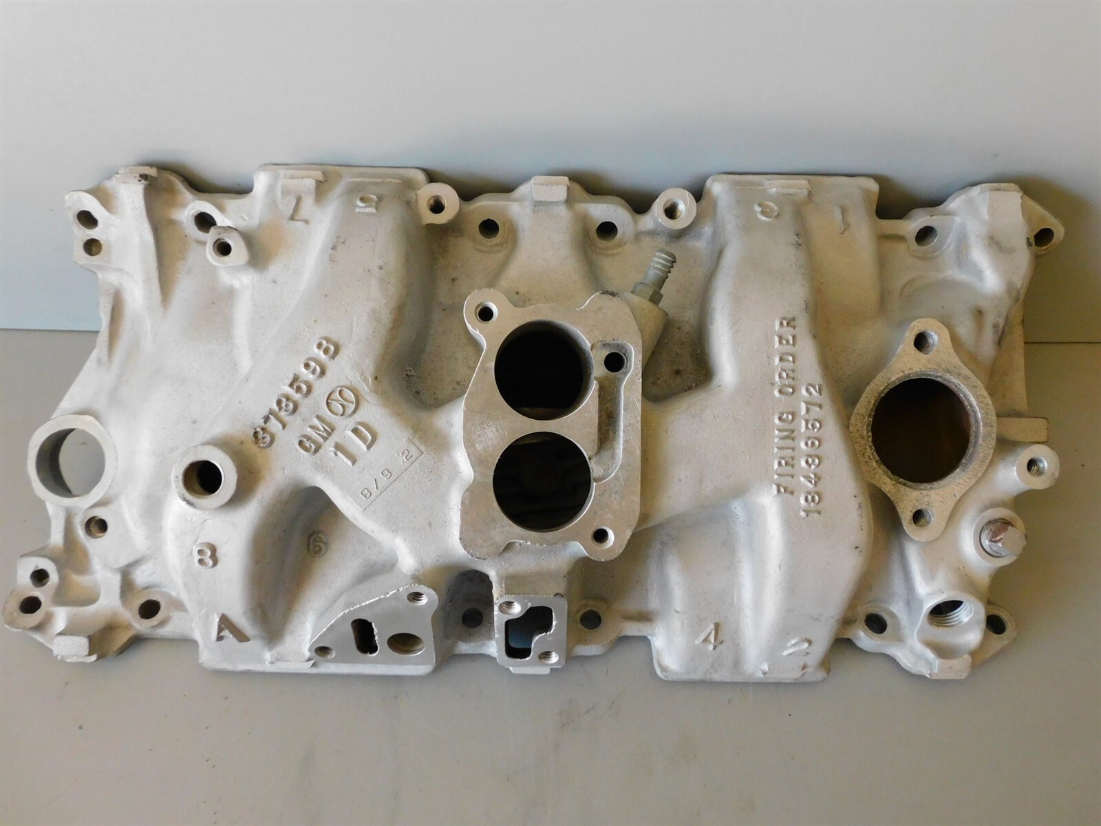 Chevrolet Small Block V8 Aluminum 2 Barrel Intake Manifold 373598 for ...