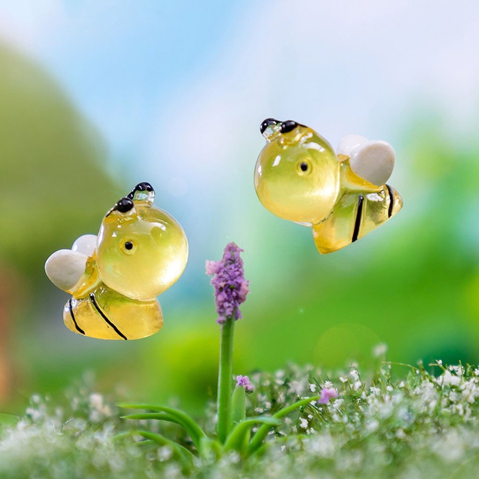 10 Pcs Small Bee Figurines Miniature Resin Bees Garden Decor Models ...