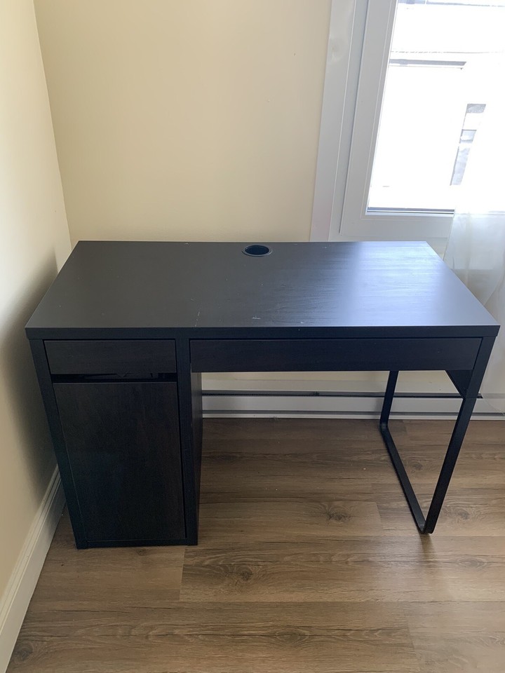 IKEA MICKE Desk - Black-Brown | eBay
