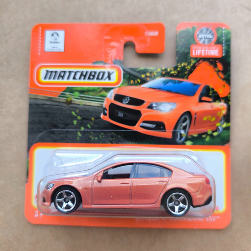 MATCHBOX Short Card MBX HOLDEN VF COMMODORE SSV ORANGE 68/100 | eBay.de