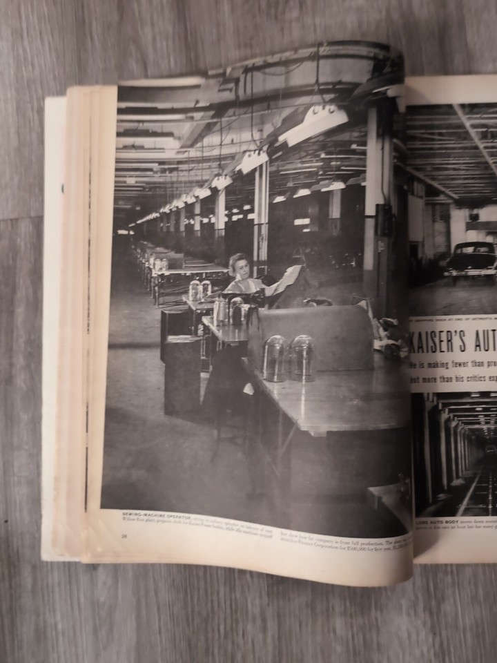 AUGUST 26 1946 LIFE MAGAZINE VINTAGE FASHION FALL COLLEGE MARY ...