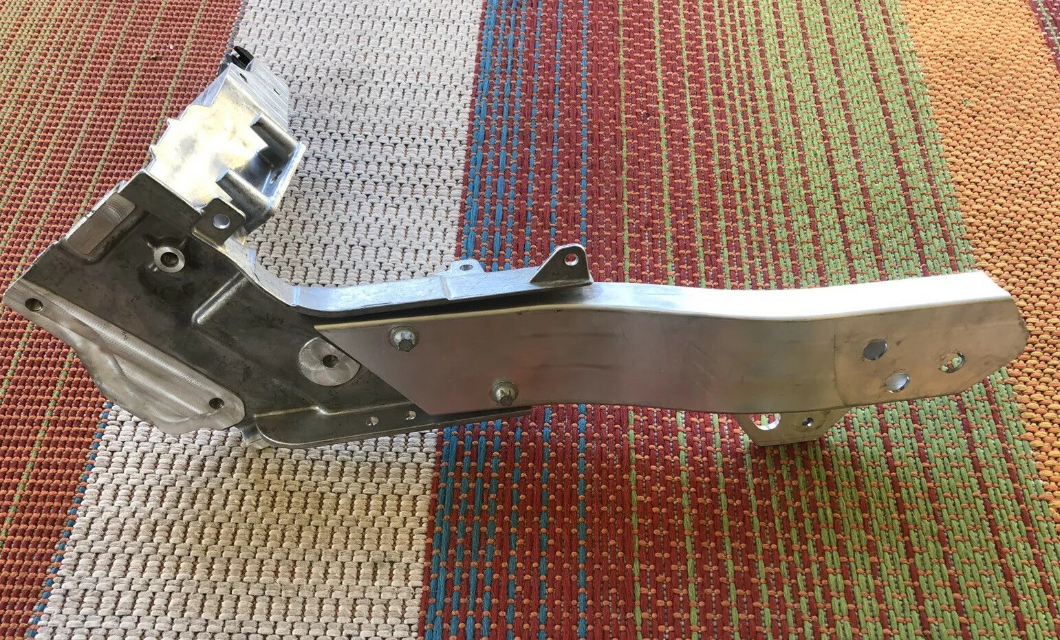 2017-2018 MERCEDES BENZ W213 E-CLASS UPPER RADIATOR SUPPORT TIE BAR ...