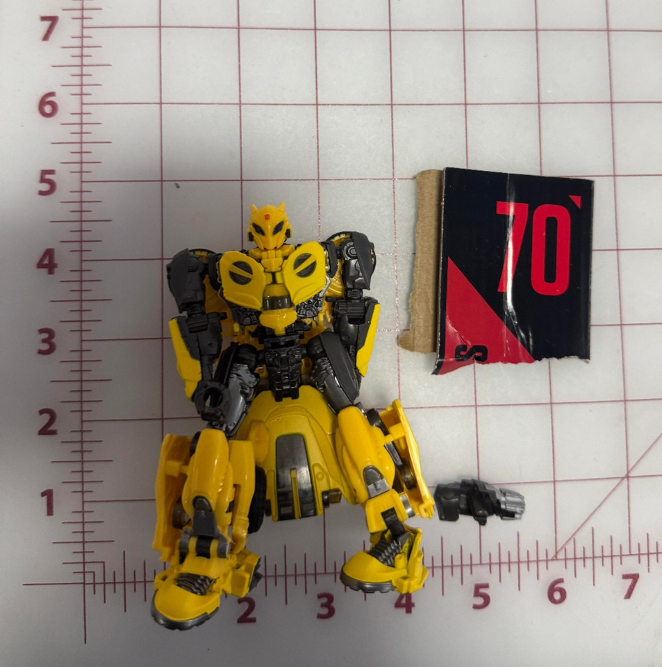 Transformers Studio Series 70 Deluxe Class Bumblebee B-127 Loose with ...