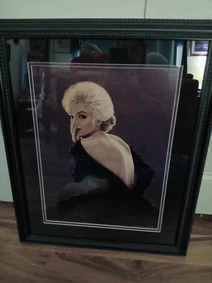 Marilyn Monroe chalk portrait by Doug Martindale chanel # 5 photo shoot ...