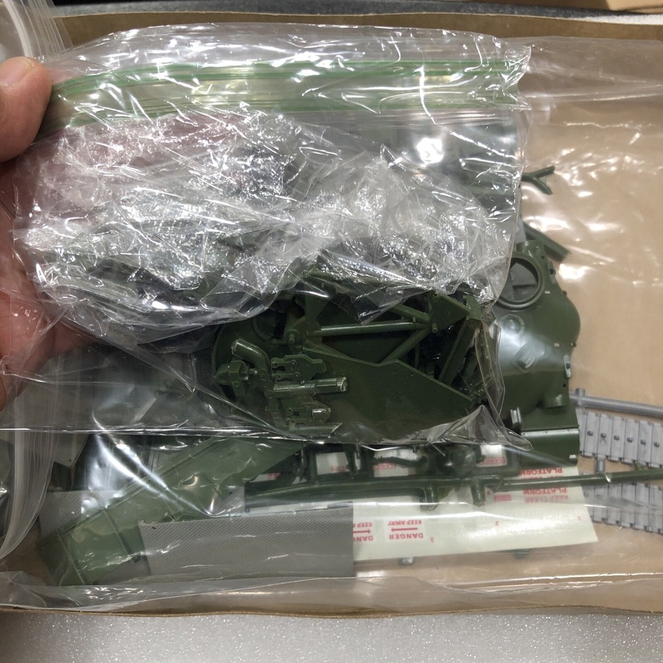 1982 REVELL The History Makers Armored Vehicle & Scissors Bridge Model ...