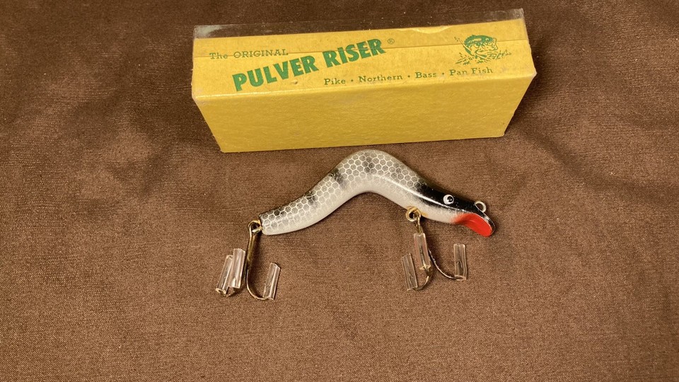 Vintage Pulver Riser Fishing Lure 400 Series EL-93 B Scale With ...