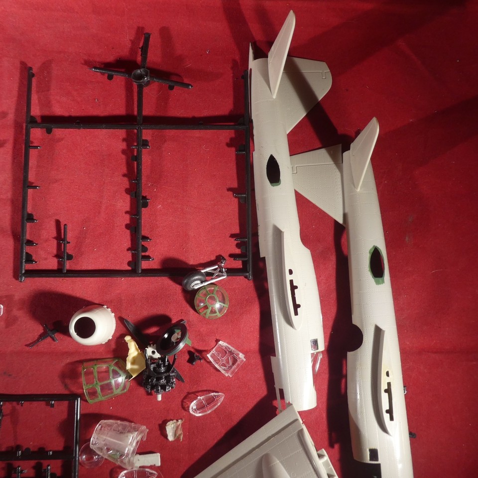 MITSUBISHI PEGGY Ki-67 PLASTIC KIT 1:72 LS PLASTIC MODEL KIT PARTS ...