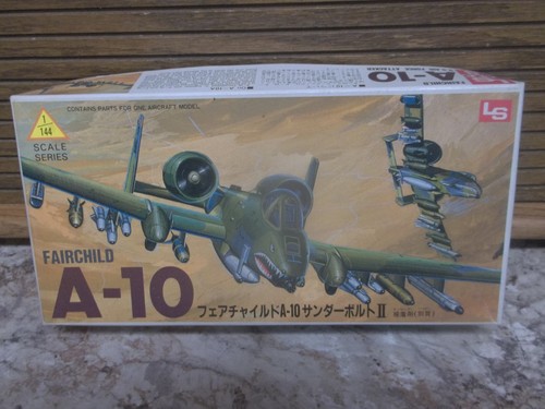 LS Fairchild A10 Thunderbolt II 1:144 Scale Plastic Model Kit #A208:300 ...