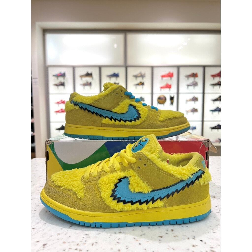 Size 8.5 - Nike SB Dunk Low Grateful Dead Bear Opti Yellow Size 8.5 - Nike SB Dunk Low Grateful Dead Bear Opti Yellow