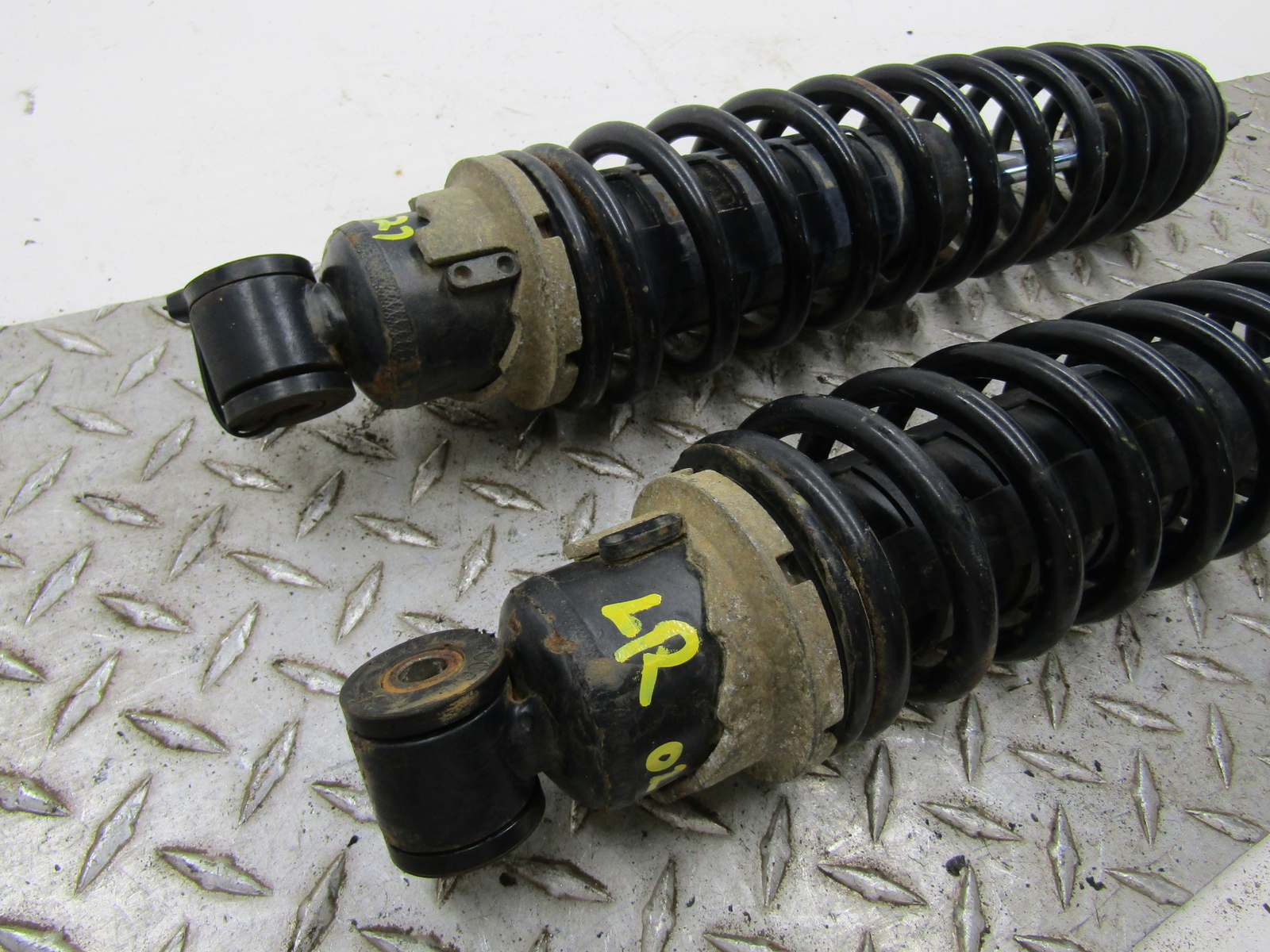 2002 POLARIS SPORTSMAN 700 REAR BACK LEFT RIGHT SHOCKS STRUTS ...