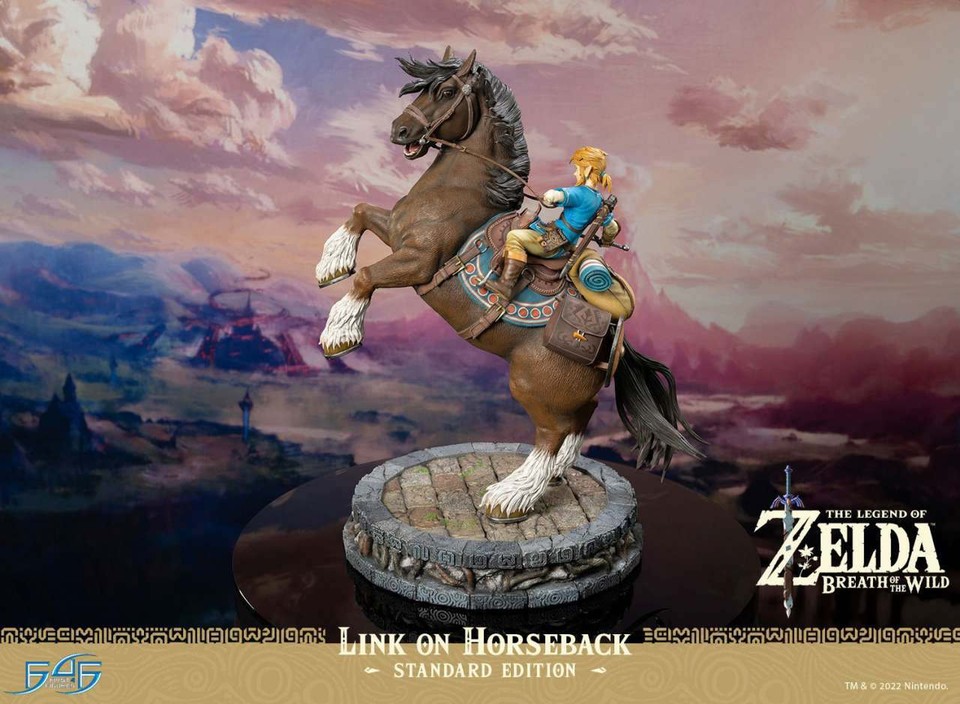 The Legend Of Zelda Breath Of The Wild Link On Horse Legend Statues ...