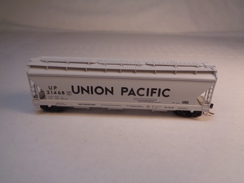 N Scale Micro-Trains Line Union Pacific Covered Hopper Graffiti #21468 ...