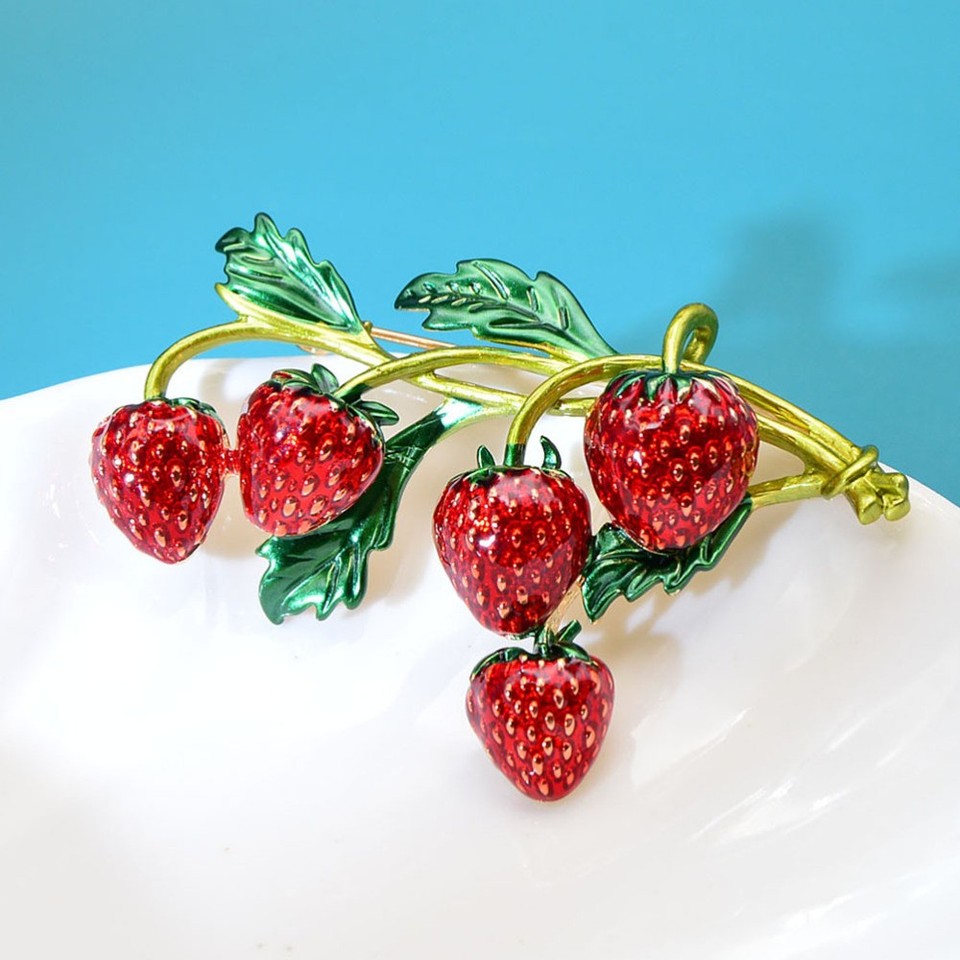 4 Pack Strawberry Corsage Pin Fruit Food Brooch Women's Pins Cute | eBay UK