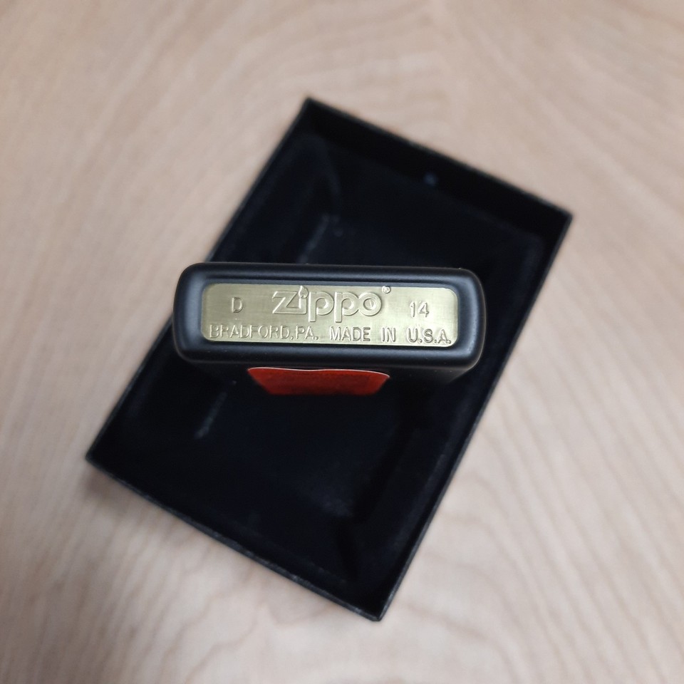 Metallica - Vulturus Logo Engraved Zippo Lighter NEW with Original Box ...