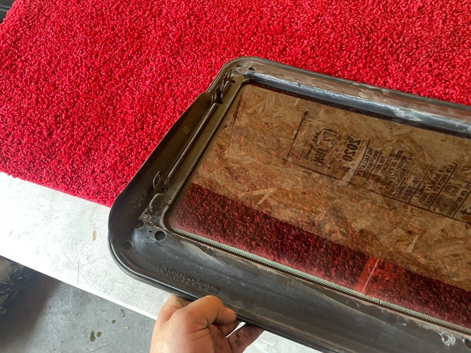 BMW 1999-2006 E46 SUNROOF MOONROOF GLASS EXTERIOR PANEL OEM 136K | eBay