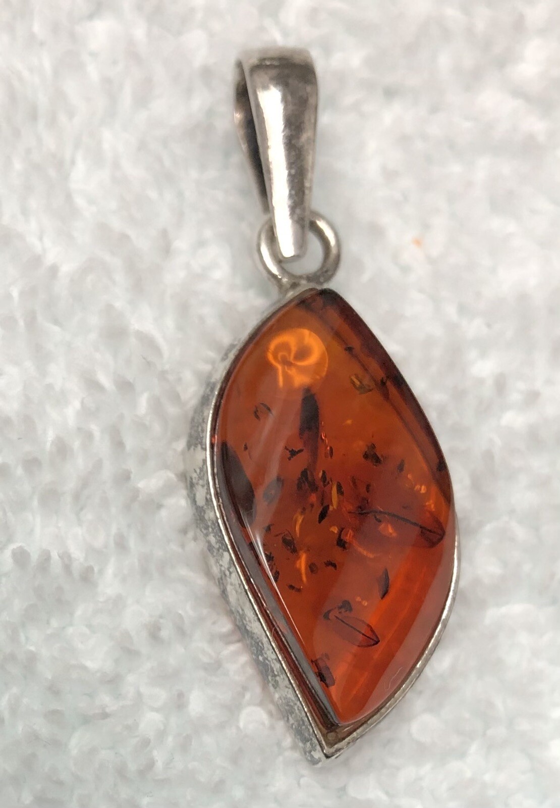 Art Deco Design Faux AMBER PENDANT Silver - Gem