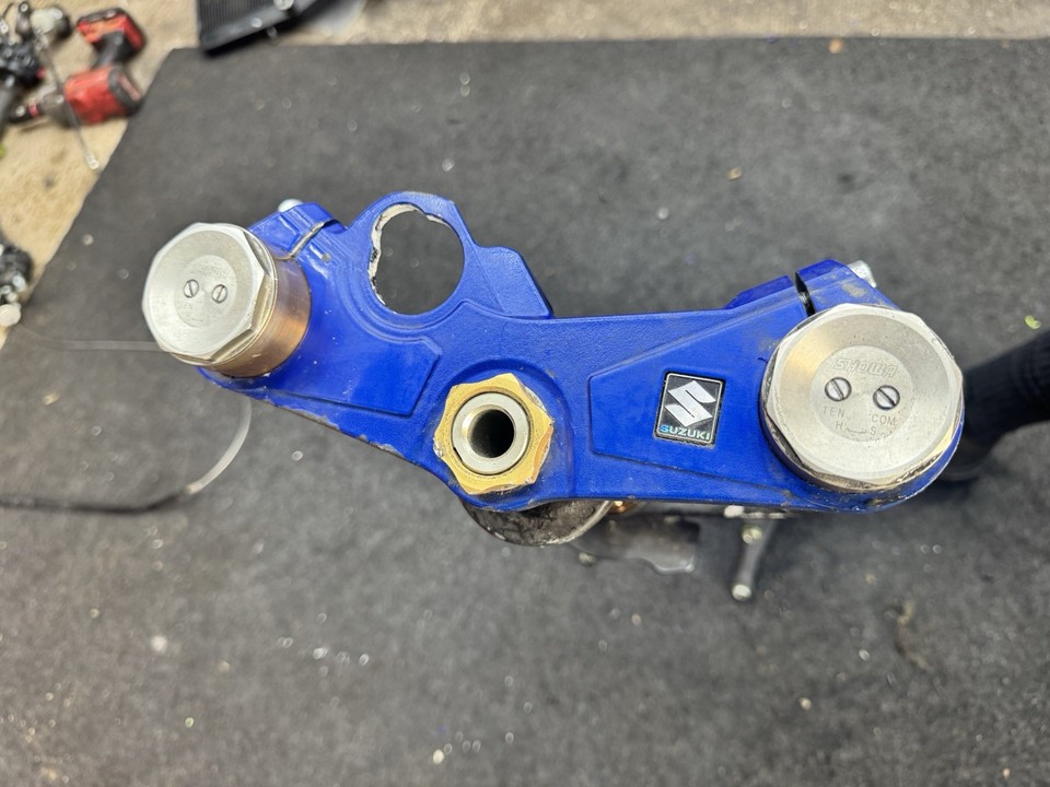 2009-2016 SUZUKI GSXR 1000 gsxr1000 gixxer Front Forks axle shock ...