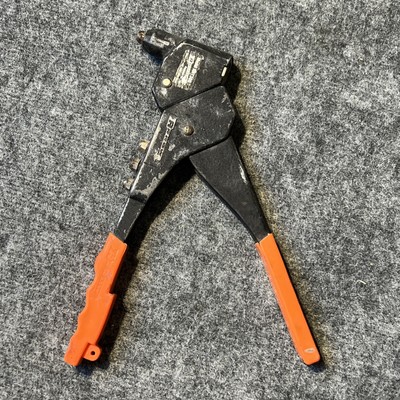 Riveters - Model 300