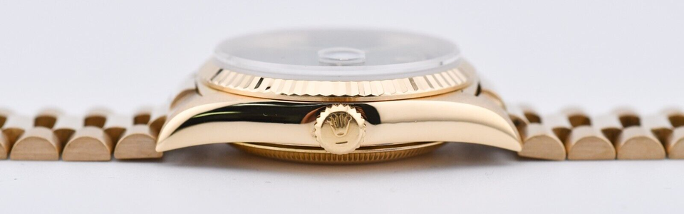 Rolex Men's Day-Date 36mm President 18k Yellow Gold 18038 Green ...
