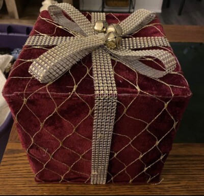 * Christmas Decor ….Present…Looks Like A Real Present In A Box | eBay