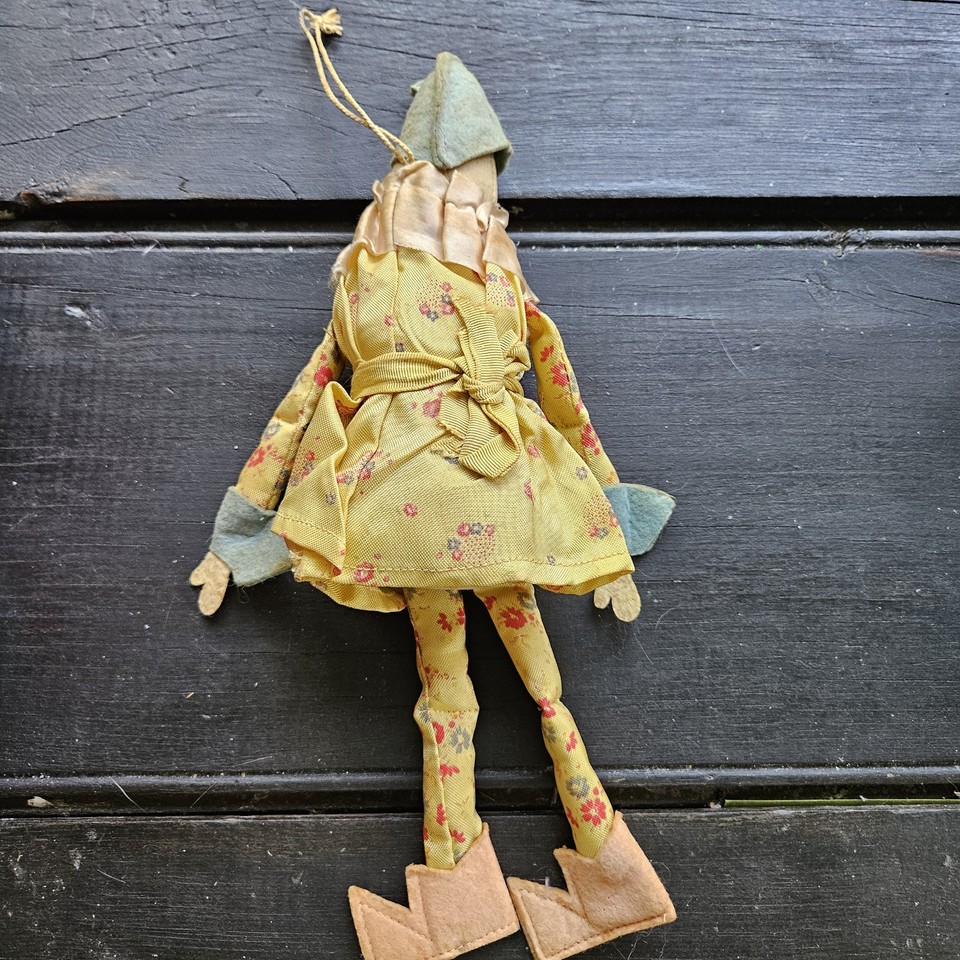 Vintage Cloth Clown Rag Doll Shelf Sitter Political Pin Back Buttons ...