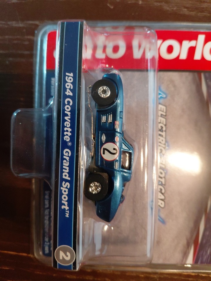 Auto World GT Icons Electric Slot Car 1964 Corvette Grand Sport Brand ...