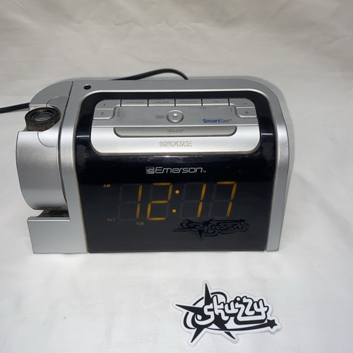 Emerson Research Smart Set CKS3518 Alarm Clock AMFM Radio Time ...