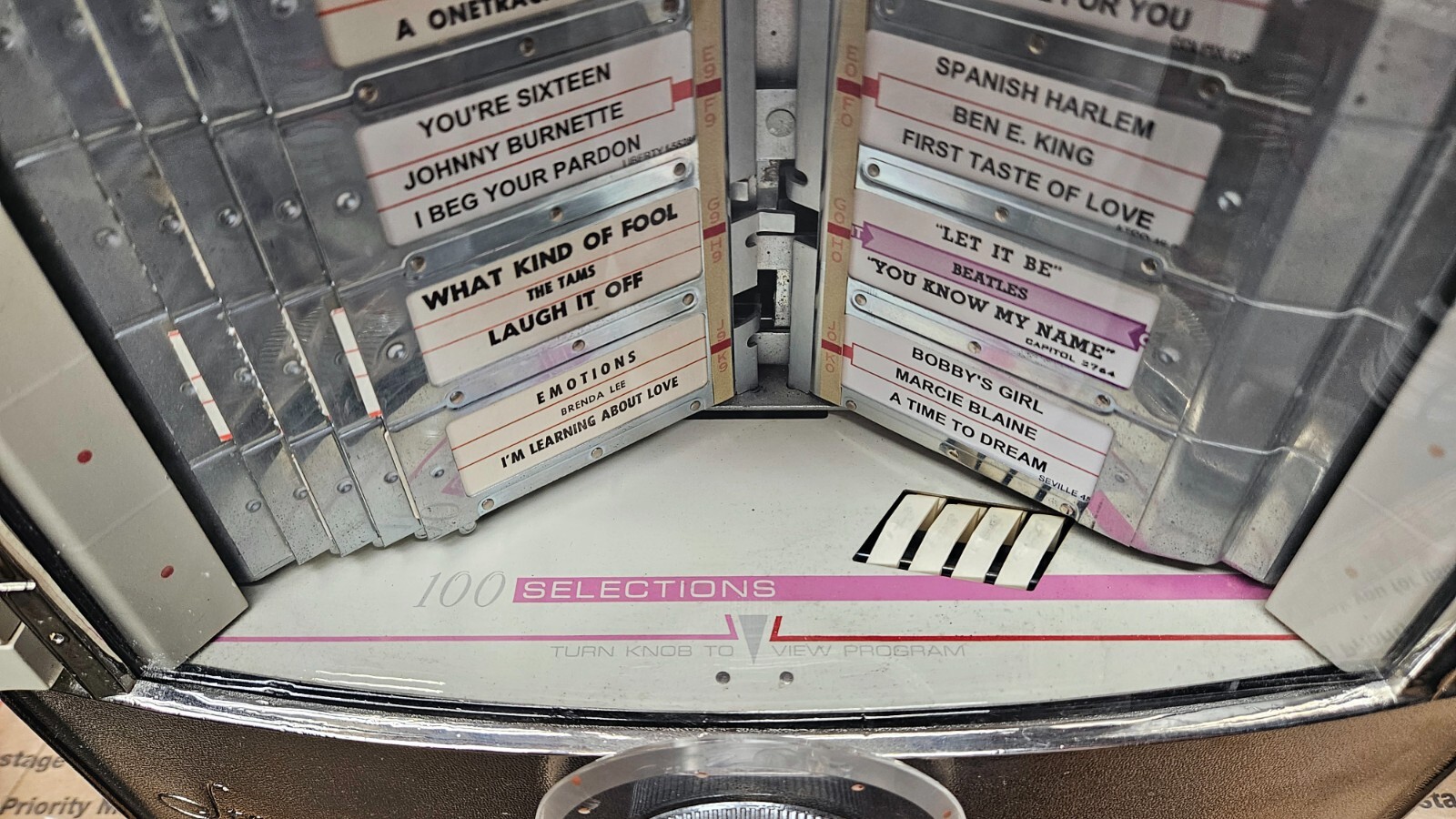 Rockola 500 (1584) series Jukebox Wallbox light up bank - Stock #6237 ...