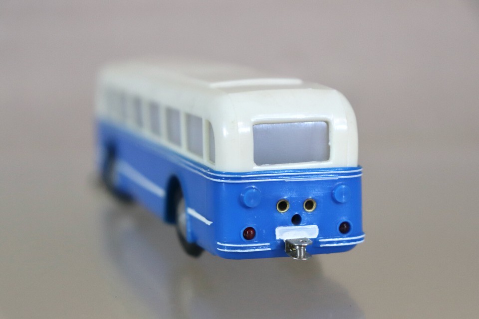 EHEIM NON POWERED BLUE TROLLEY BUS TRAILER oa | eBay Australia