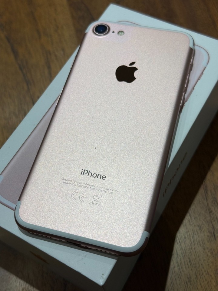 iPhone 7 Rose Gold 32 GB Unlocked Boxed 190198067869 | eBay UK