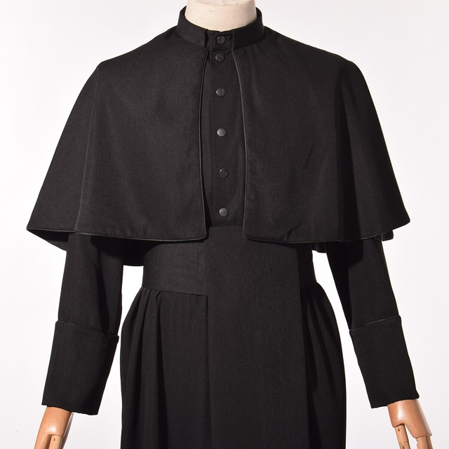 Roman Men Black Soutane Cassock Adult Medieval Clergy Robe Cassock Cape ...