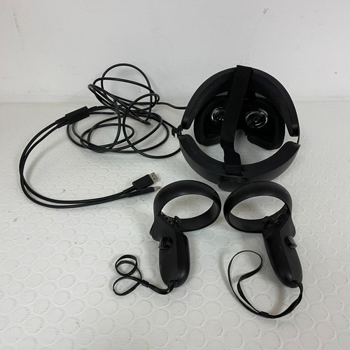 Oculus Rift S Virtual Reality Headset - Black (Includes Headset ...