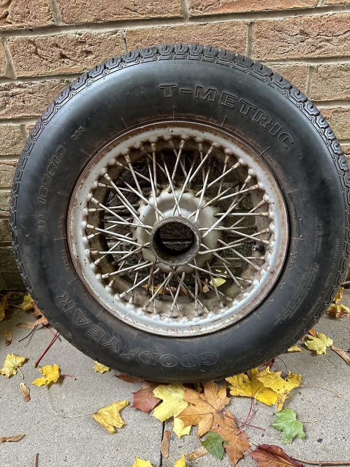 Set of 4 Sunbeam Alpine, Sprite, Midget 13 inch wire wheels ex ...