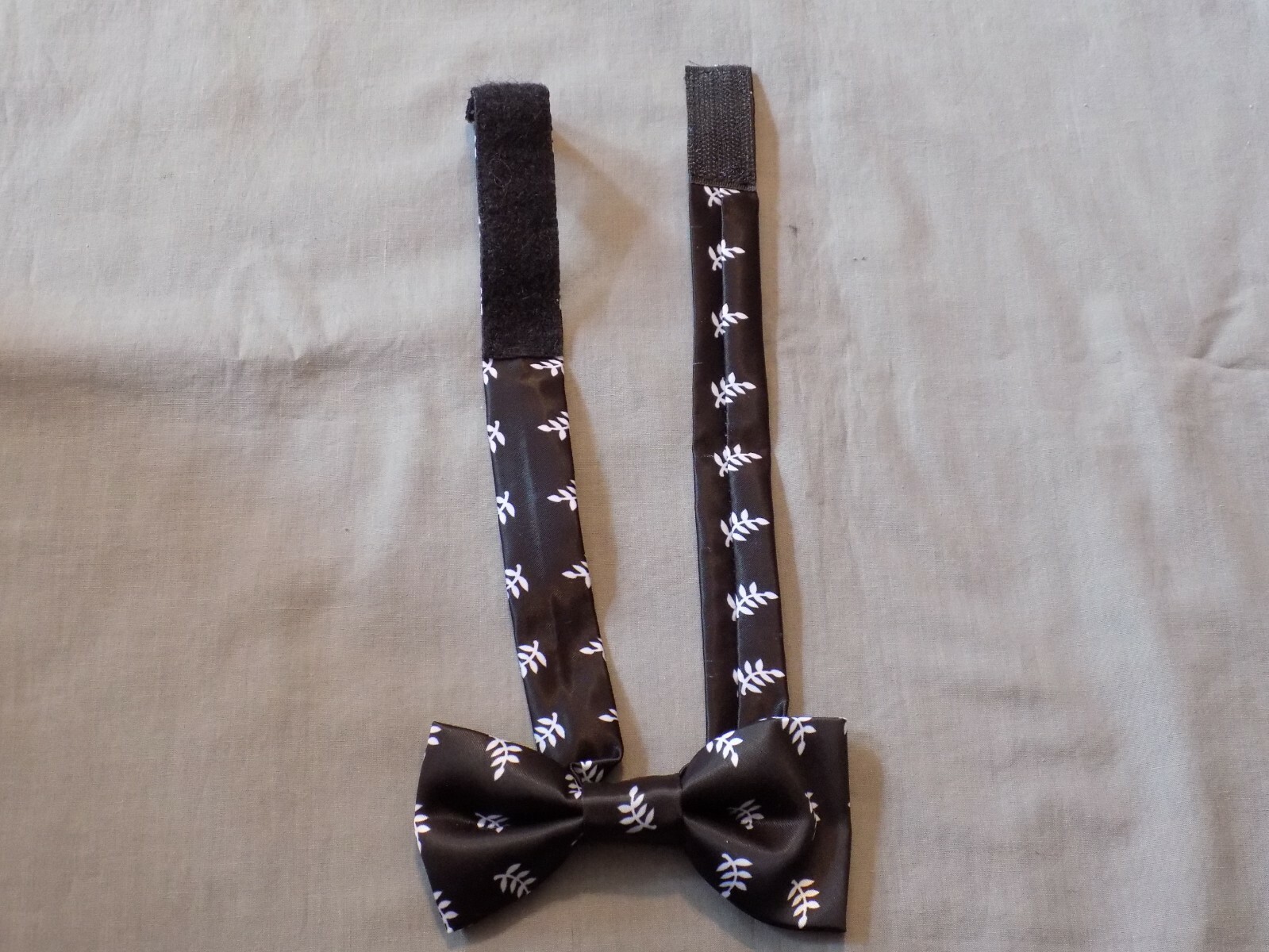 Black Bowtie Sprig of Acacia Leaf Fraternity Freemason Pretied ...