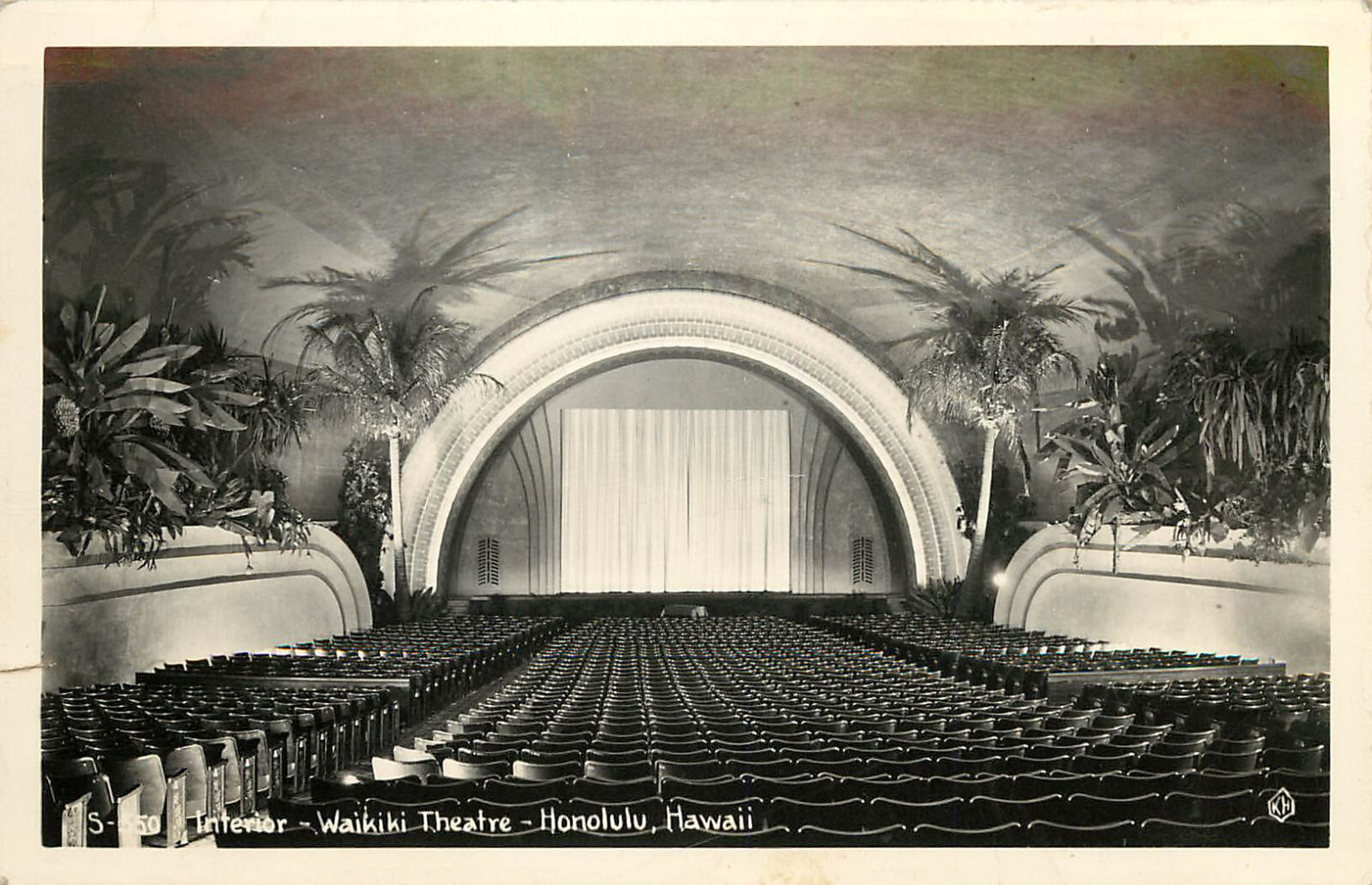 RPPC Postcard Interior Waikiki Theater Honolulu HI | eBay