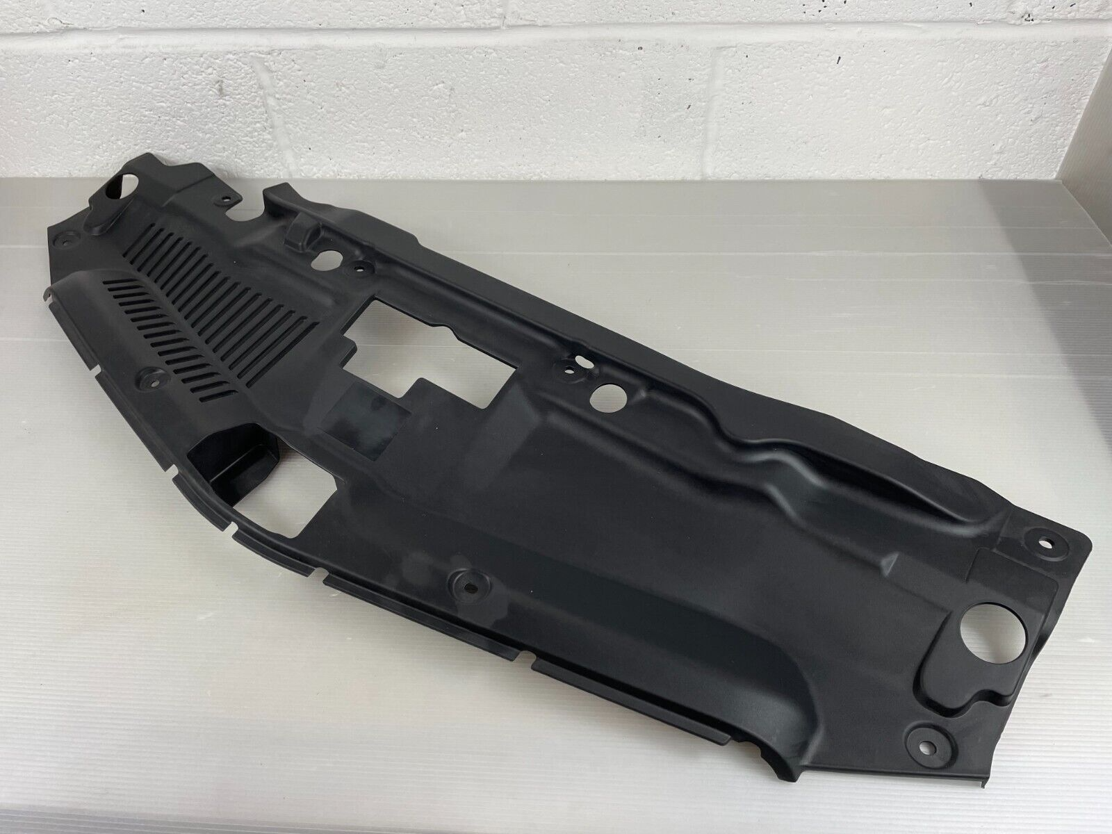 VAUXHALL MOKKA A 2012-2016 SLAM PANEL / UPPER RADIATOR COVER TRIM NEW ...