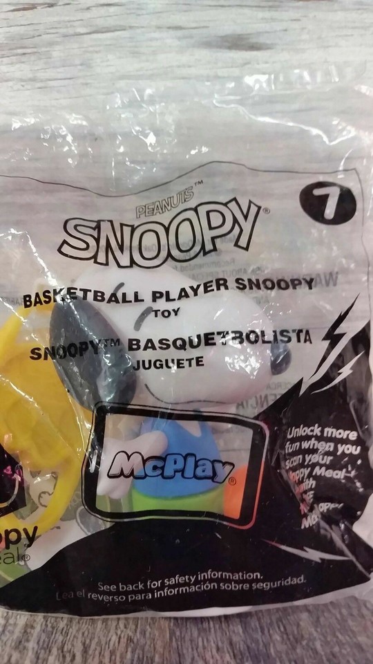 McDonald's Happy Meal Peanuts Snoopy Basketball Player Toy #7 in Bag ...