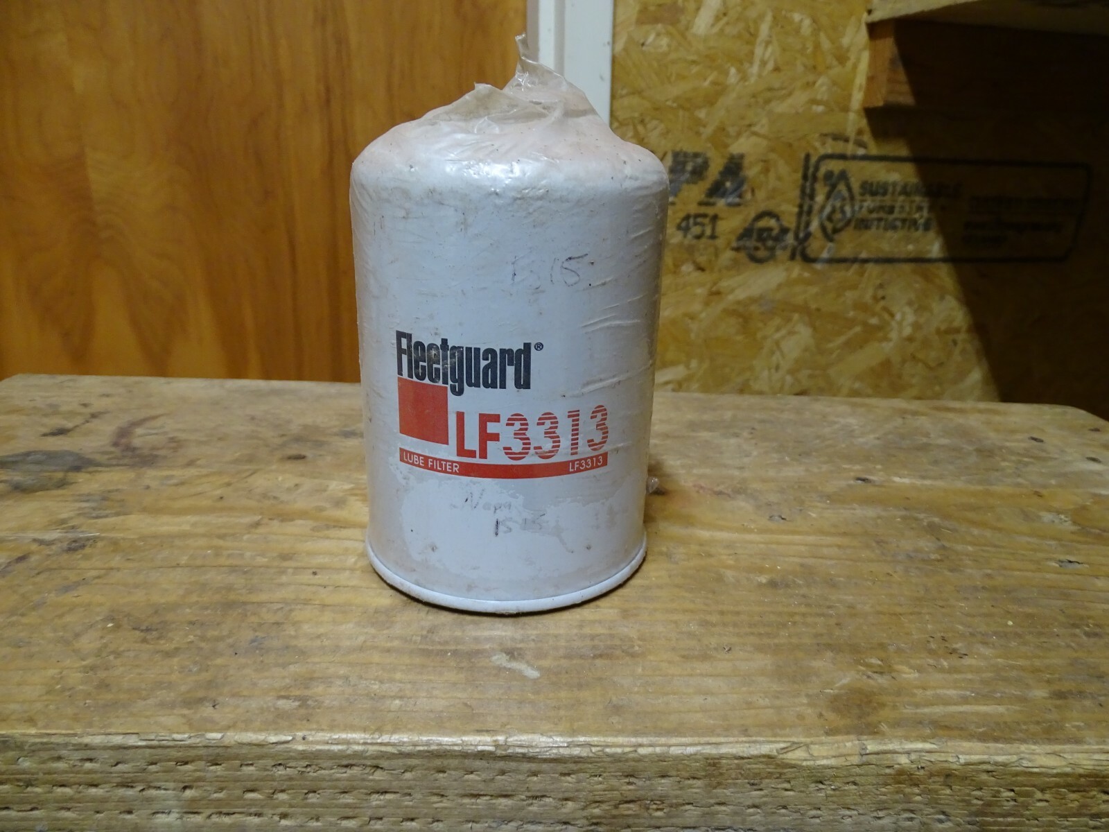 FLEETGUARD LF3313 - cross reference oil filters | oilfilter-crossreference.com