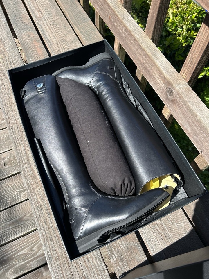 *New in Box* Tucci Harley Equestrian Boots 8.5 (39 FW) Gorgeous Boots ...