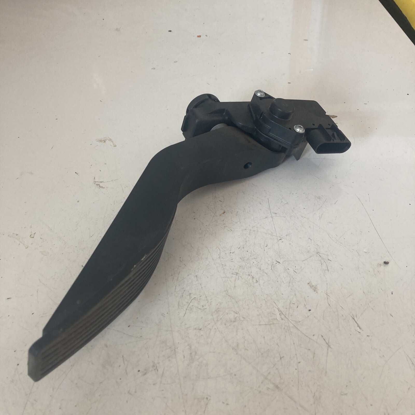 2005 06 07 08 09 2010 Pontiac G6 Accelerator Gas Pedal Position Sensor ...