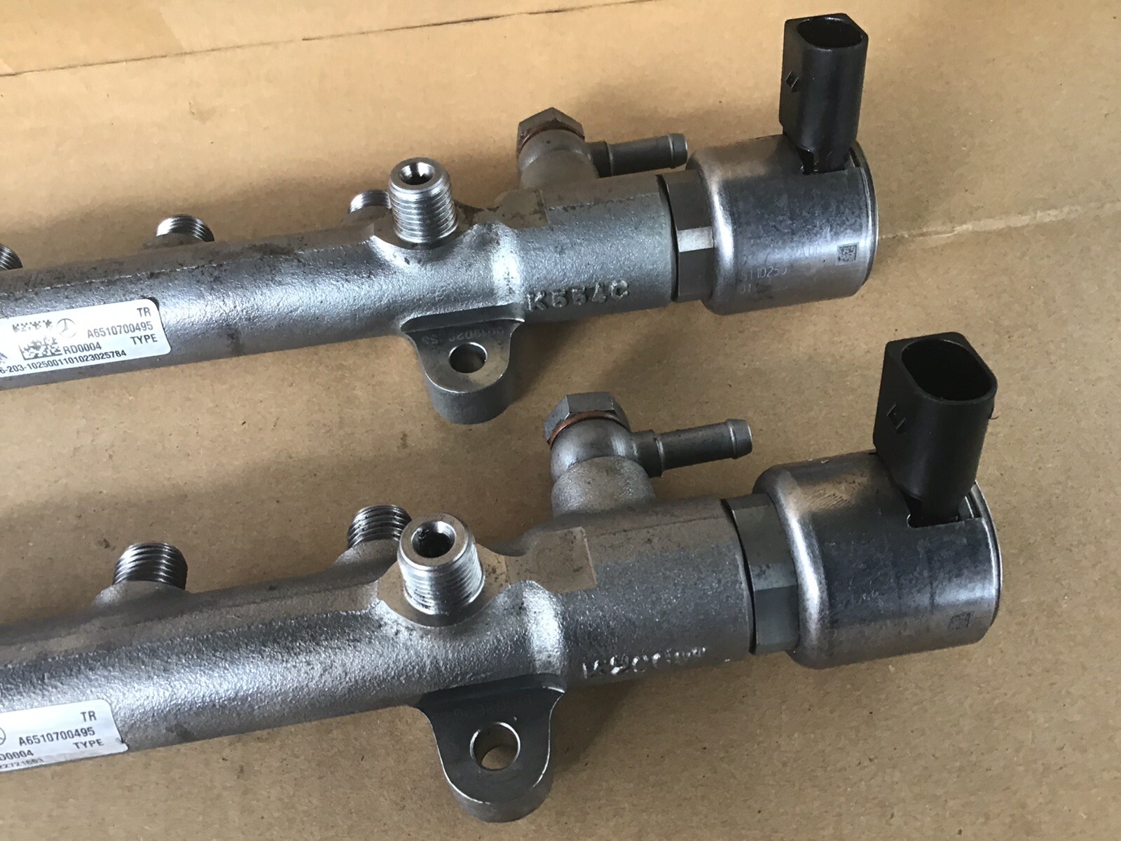 X1 MERCEDES SPRINTER DIESEL FUEL RAIL A6510700495 DELPHI + SENSOR Fit ...