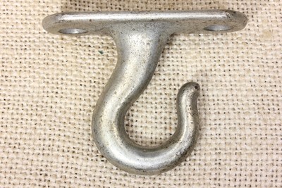 Hooks & Brackets - Cast Iron Wash Lines