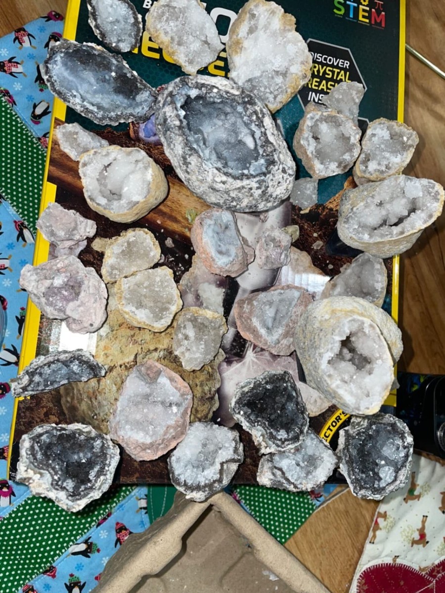 Where To Find Geo Rocks Fluorescent Geodes Etsy