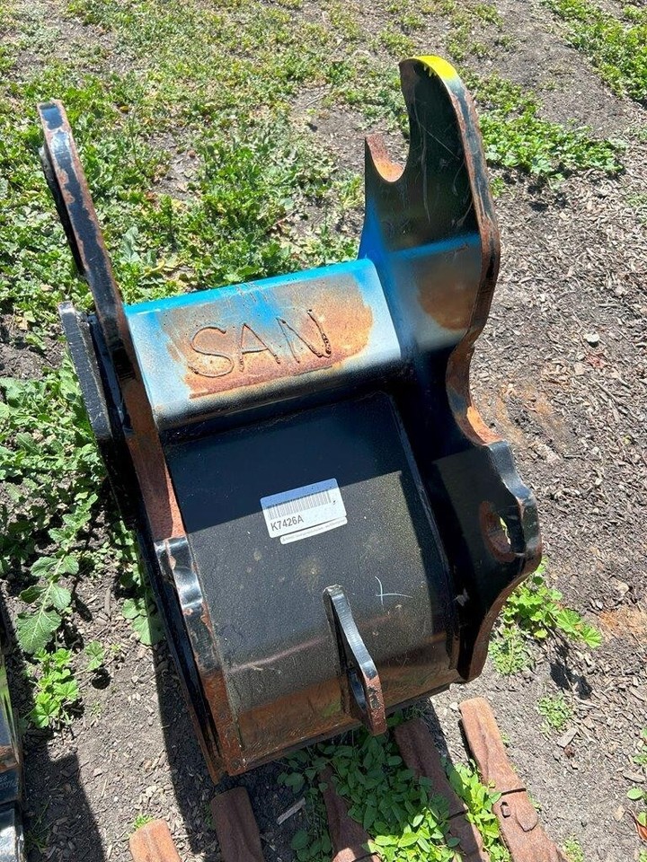 Kubota K7426 18" bucket Fits KX080 Excavator | eBay