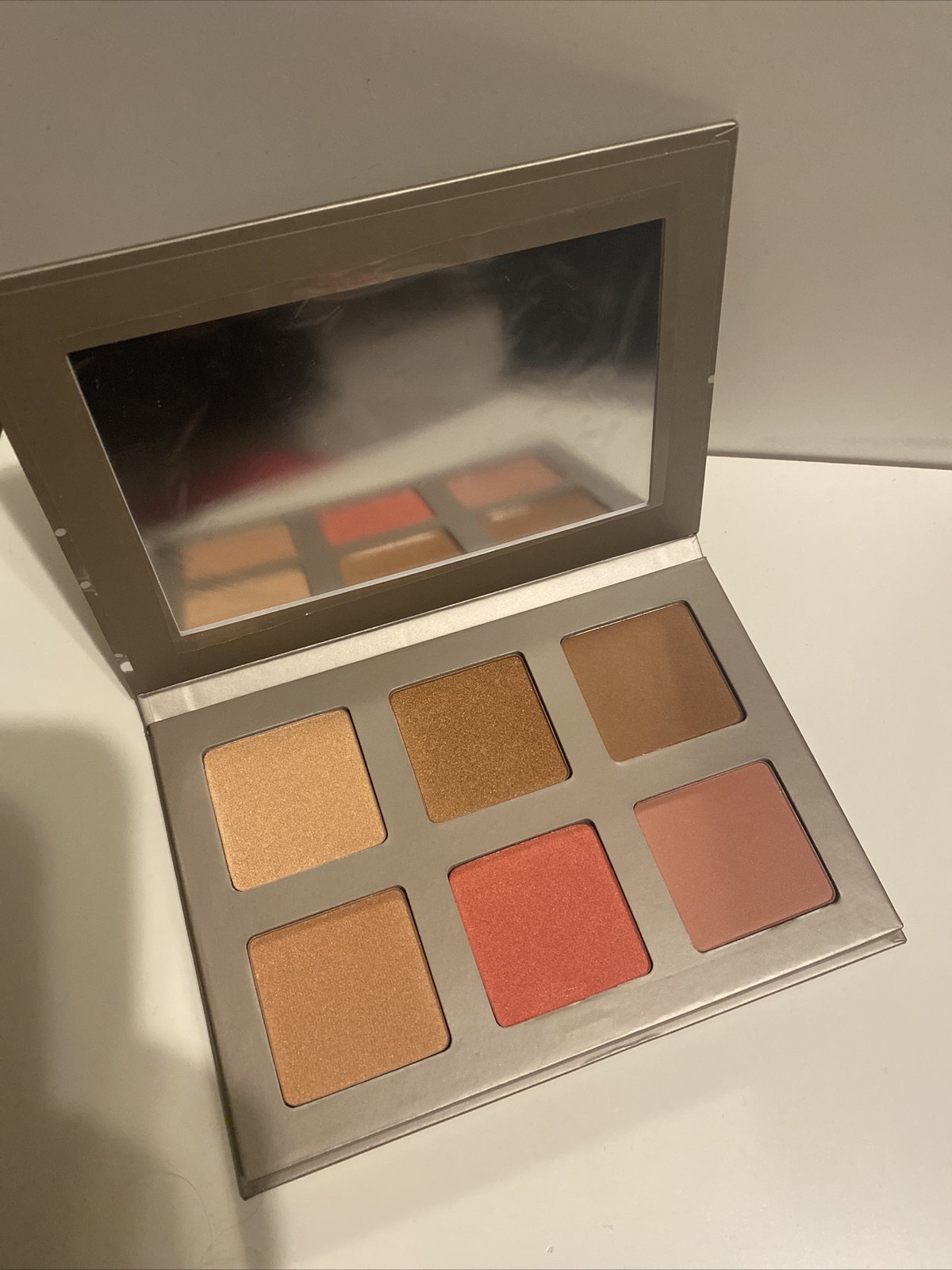 ICONIC LONDON - Blaze Chaser Face Palette - New! | eBay