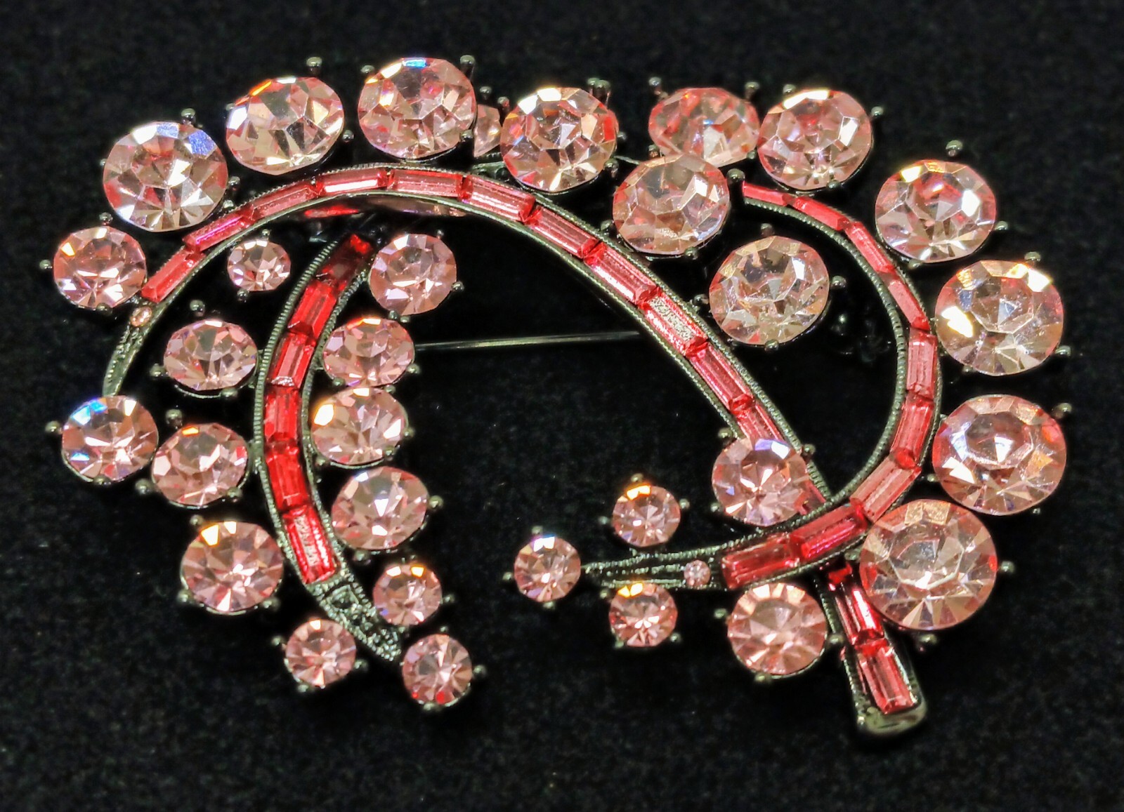 Big BEAUTIFUL VINTAGE PINK RHINESTONE BROOCH Costume … - Gem