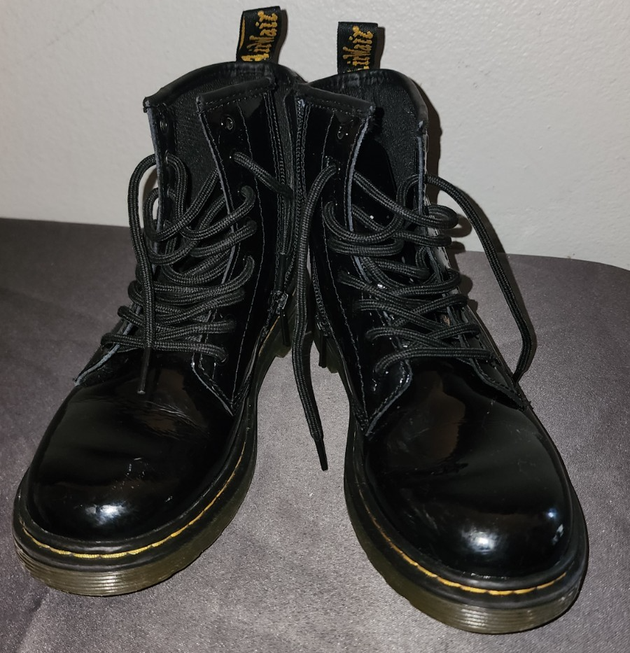 Dr. Martens Doc 1460 J Black SHINY Patent Leather Combat Boots Youth ...