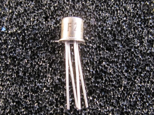 2 Stück AF240 SIEMENS TO72 Germanium PNP HF-Transistor 0,01A, 15V ...